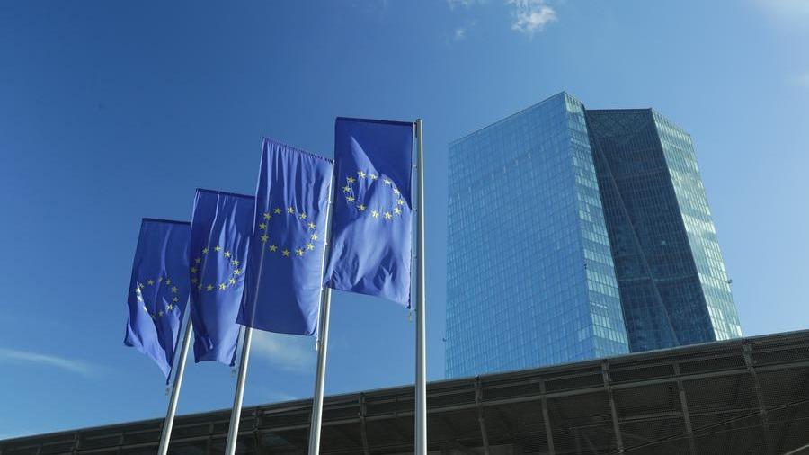 ECB cuts interest rates as eurozone growth stalls_英语频道_央视网(cctv.com)